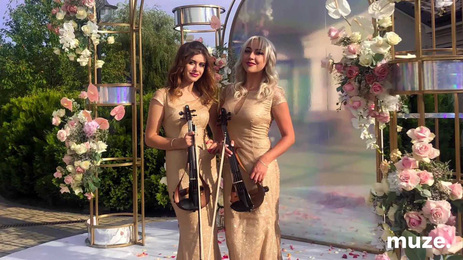 Book Female Violin Duo Show | Muze Entertainment