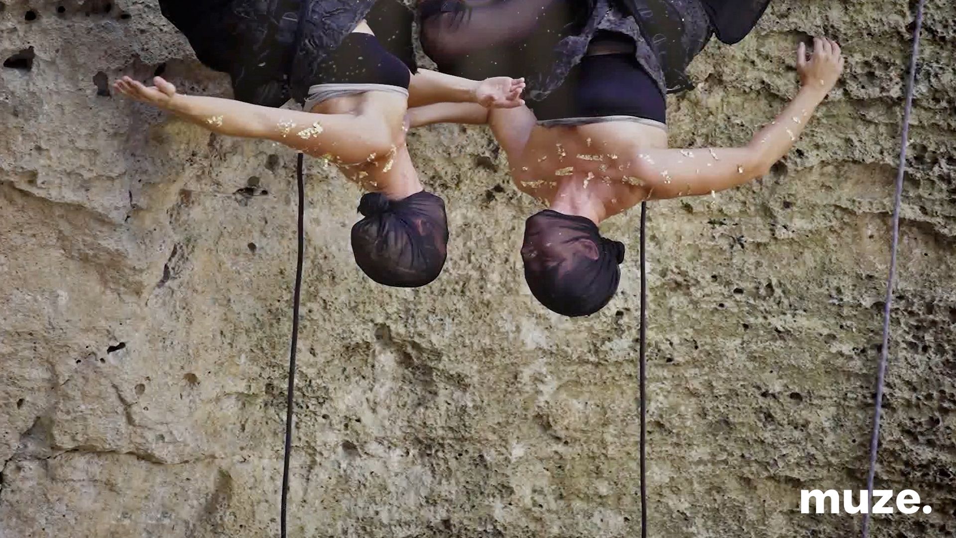 Vertical Wall Dance Performance | Muze Entertainment